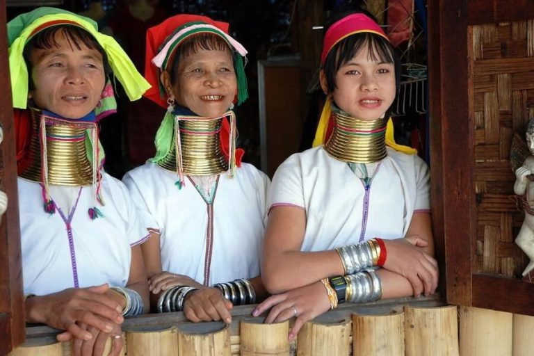 Myanmar National Costume, Traditional Dress & Clothes